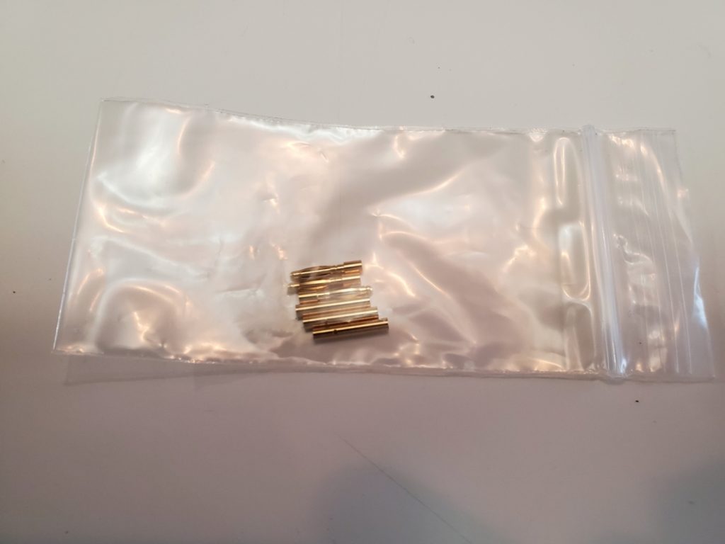 2mm bullet connectors, set of 3 | J&H Aerospace